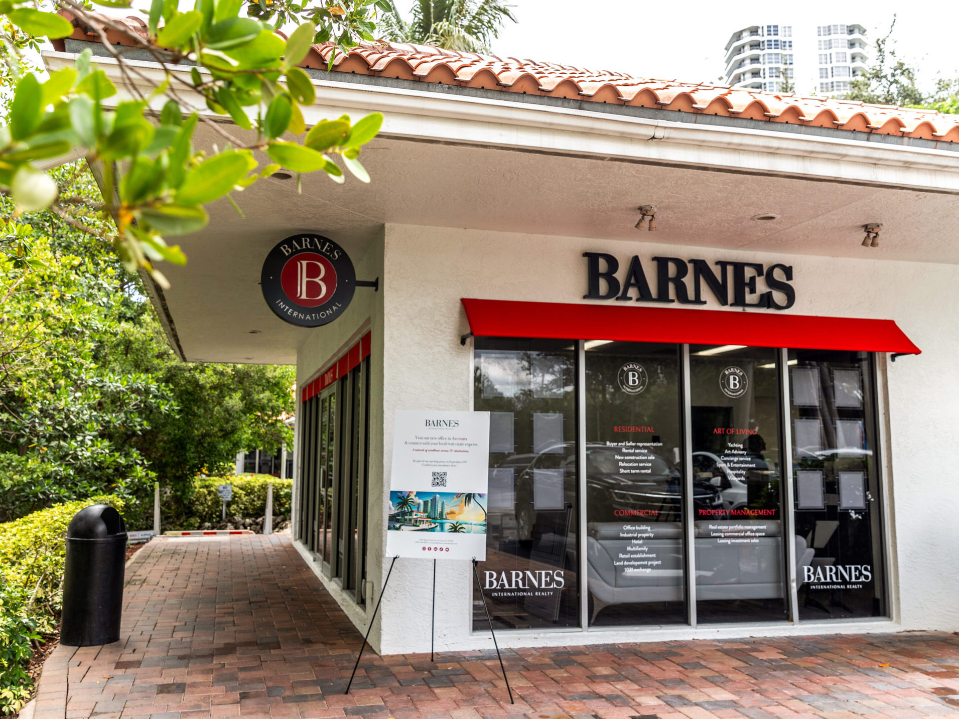 Barnes Opens in Aventura - BARNES Miami